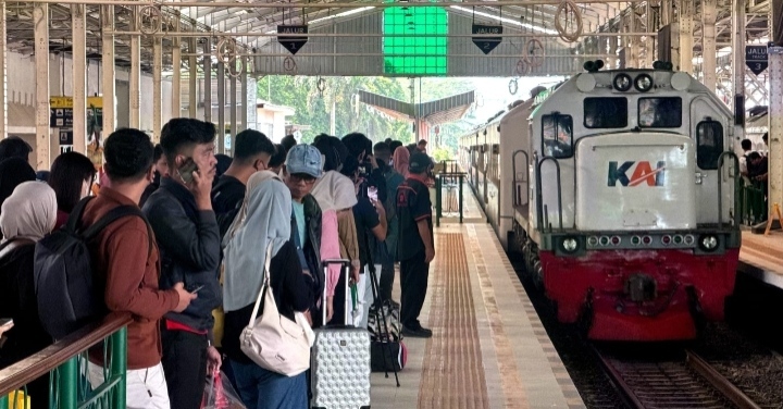 Angkutan Lebaran 2026 Sukses, Hampir 1 Juta Pelanggan Gunakan Kereta ...